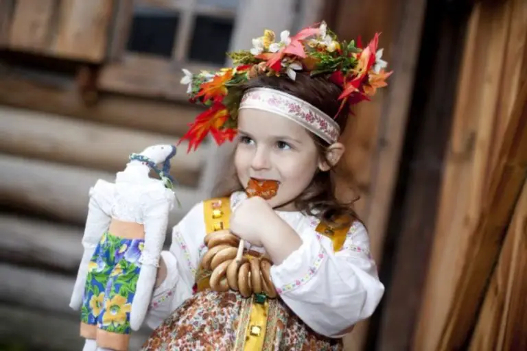 Taltsy Museum of Wooden Architecture - Discover Siberian Culture