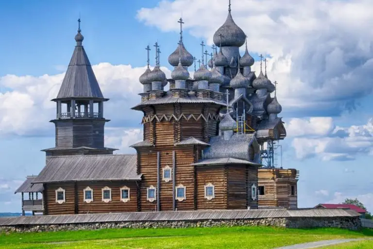 Russia Travel Destination Guide - Best Places to Visit in Russia