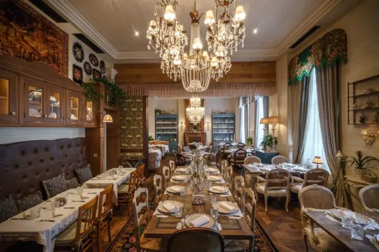 Moscow Restaurants: Best Restaurants in Moscow on Any Budget